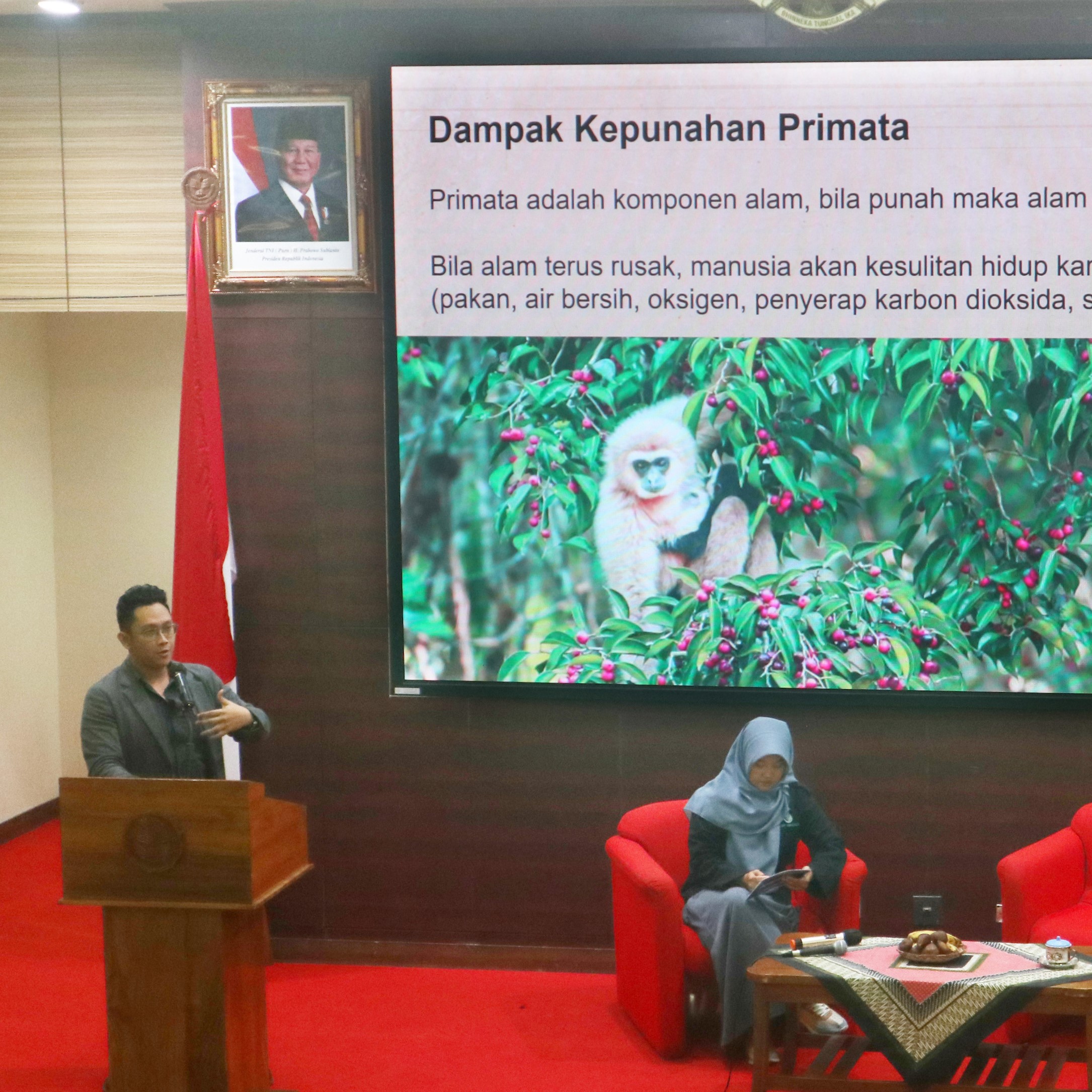 Menjadi Pemateri di Seminar Ekologi dan Konservasi, KSP Makaka UNJ ...